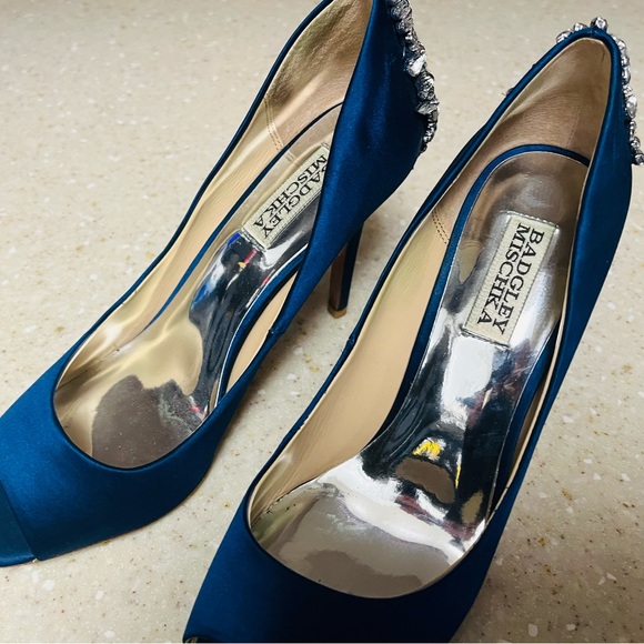 Badgley Mischka | Shoes | Authentic Royal Blue Badgley Mischa Satin ...